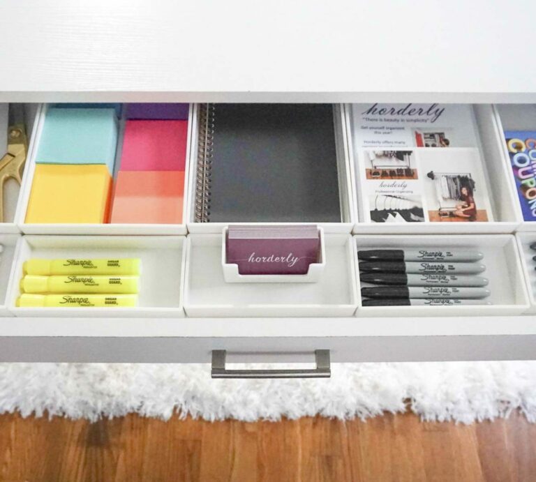 How to Organize Your Desk - Horderly