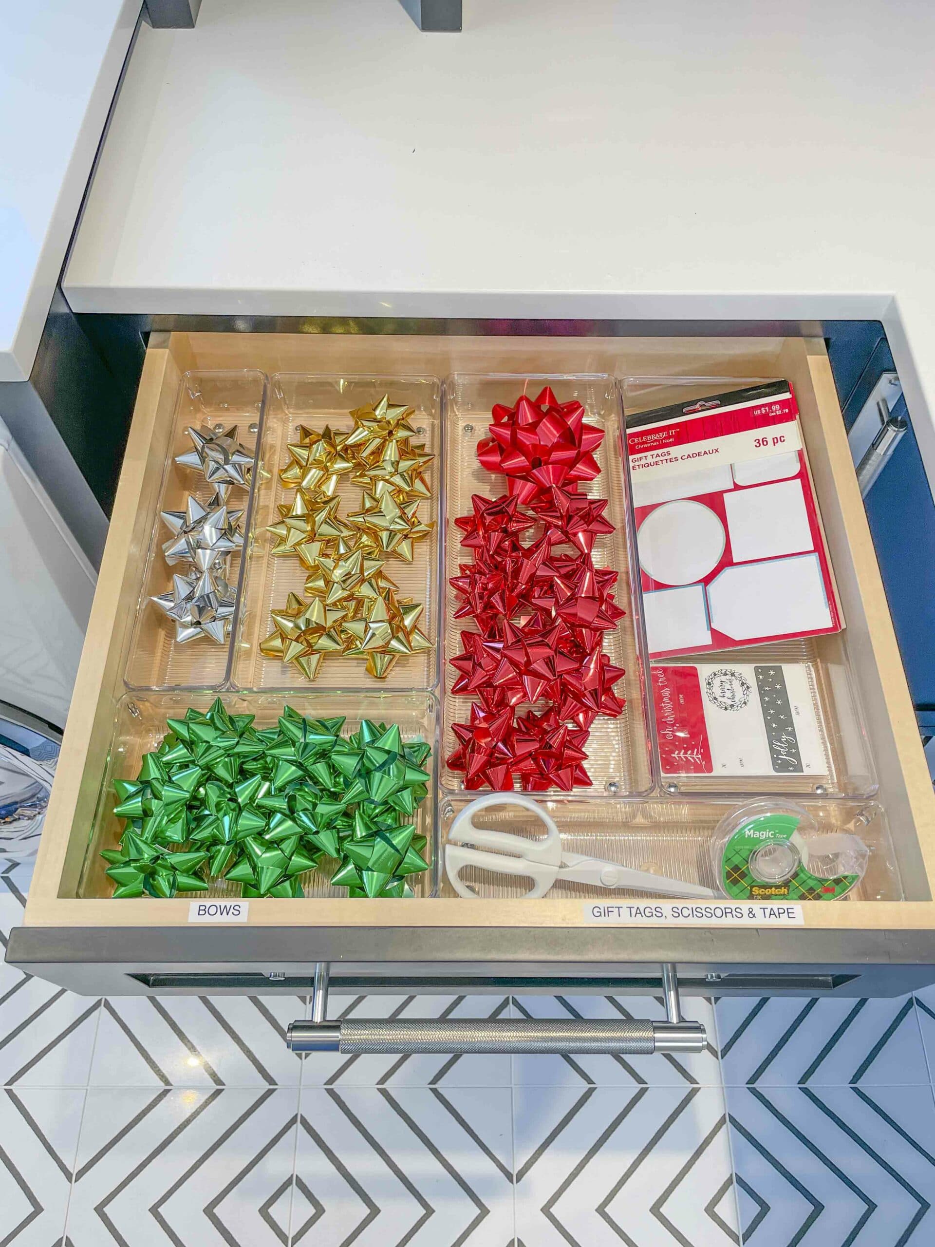 5 Ways to Set Up A Gift Wrapping Station